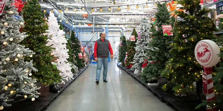 The Weekly Closeout: Retailers gear up for the holidays, Figs opens ...